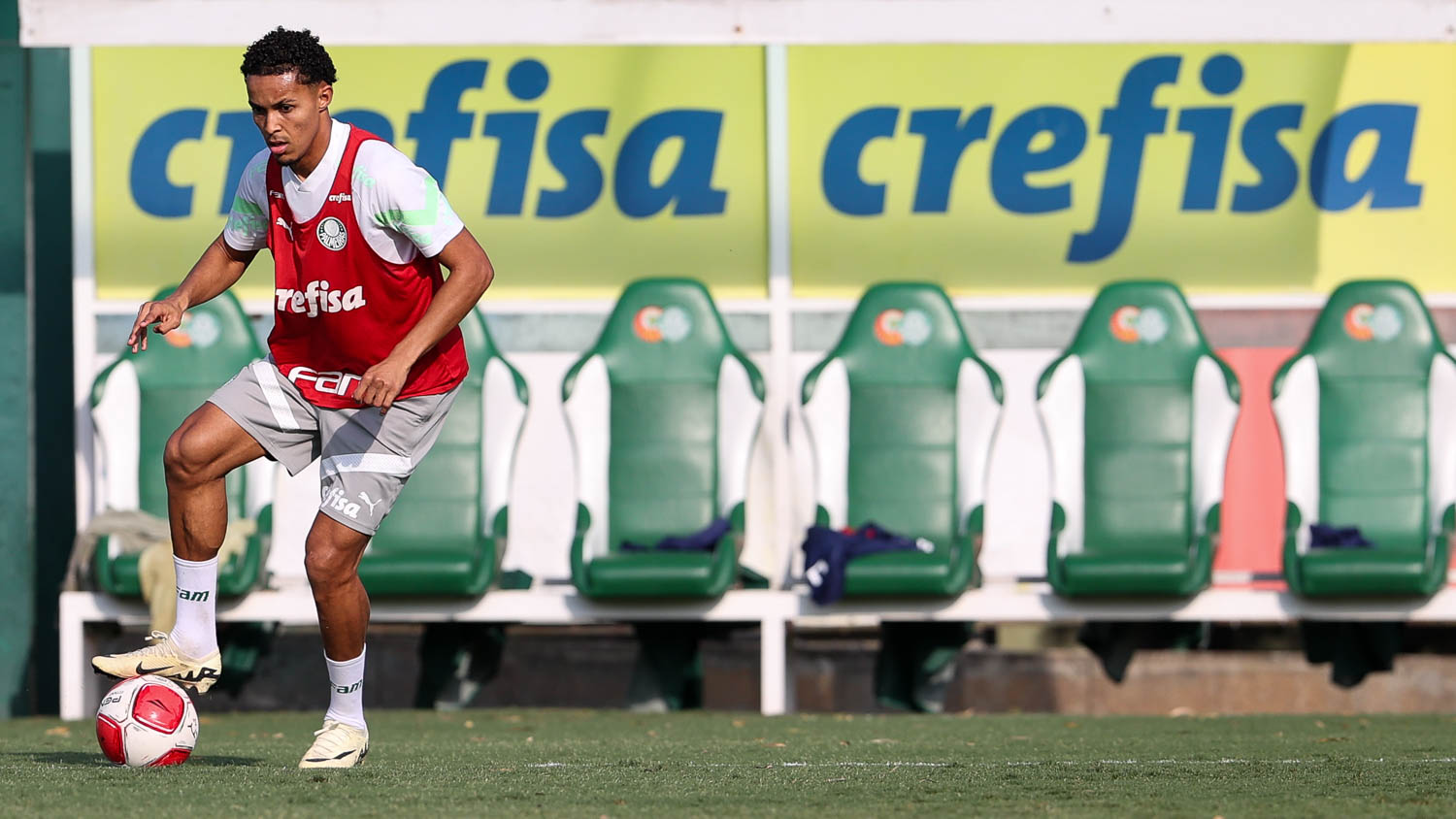 Sábado do Palmeiras tem primeiro treino de Lázaro, ovada em João ...